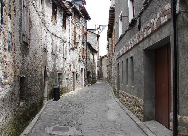 ¿Qué hacer en Benasque? Guía de alojamiento y actividades