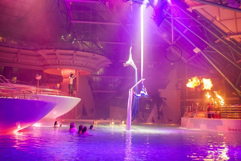 Por qué deberías ir a Caldea de noche | Entrada de Caldea Nocturna